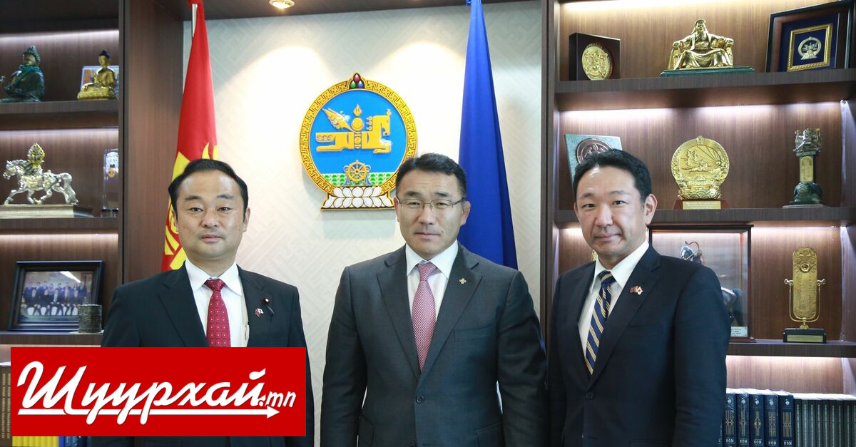 Mayor receives members of the Japanese House of Representatives